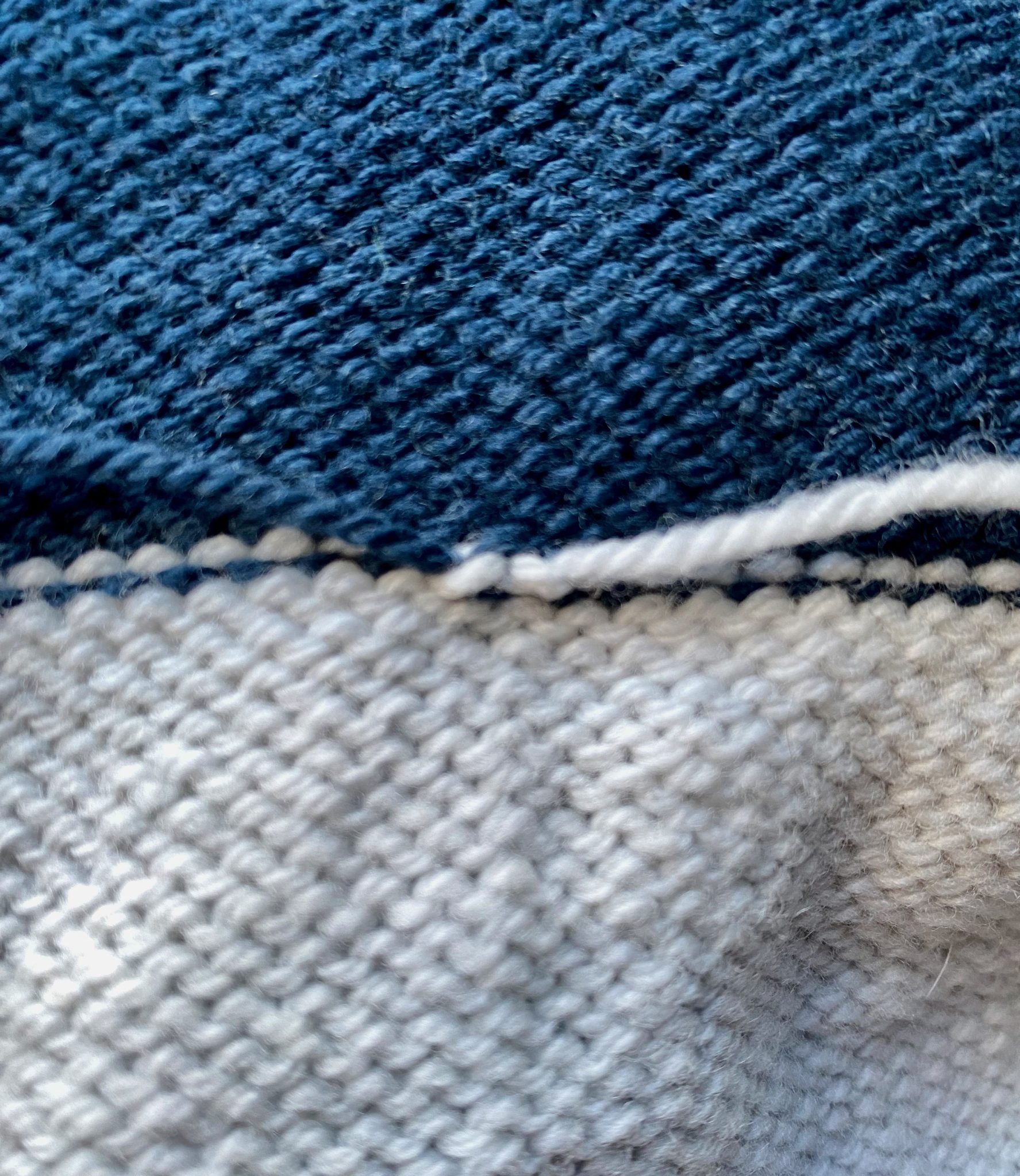 How to Close the Gap When Changing Colors - WoolenCottage